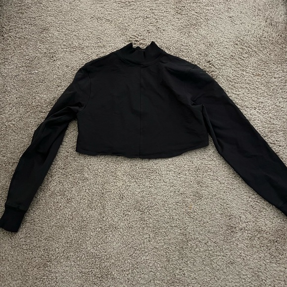 lululemon athletica | Tops | Lululemon Reversible Long Sleeve | Poshmark